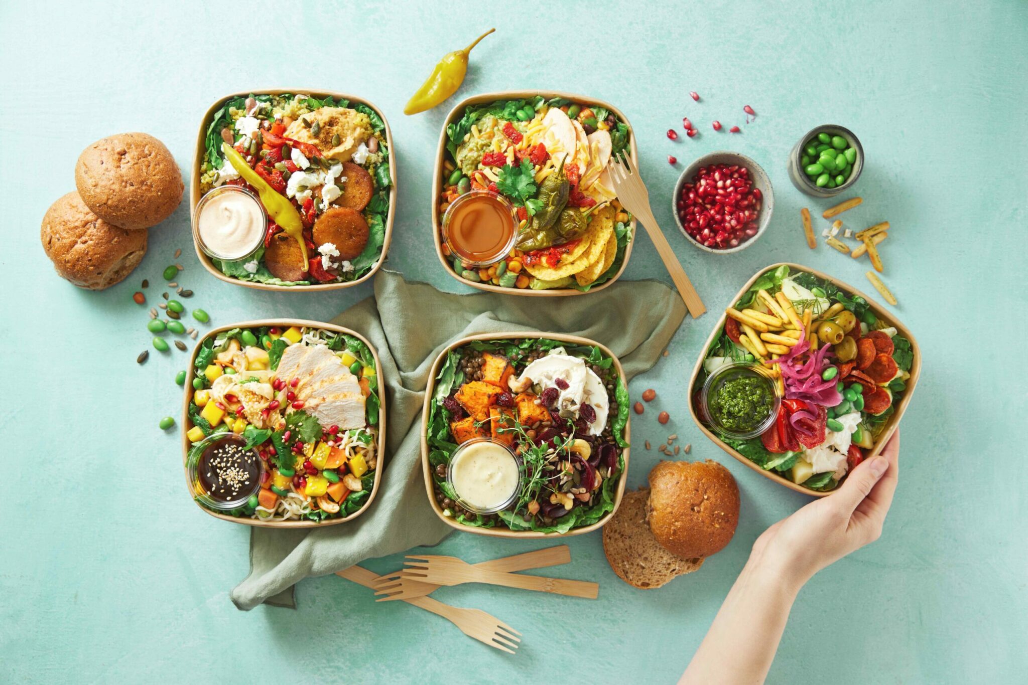 Salat til lunsj på jobb – perfekt for travle arbeidsdager | Lille Persille